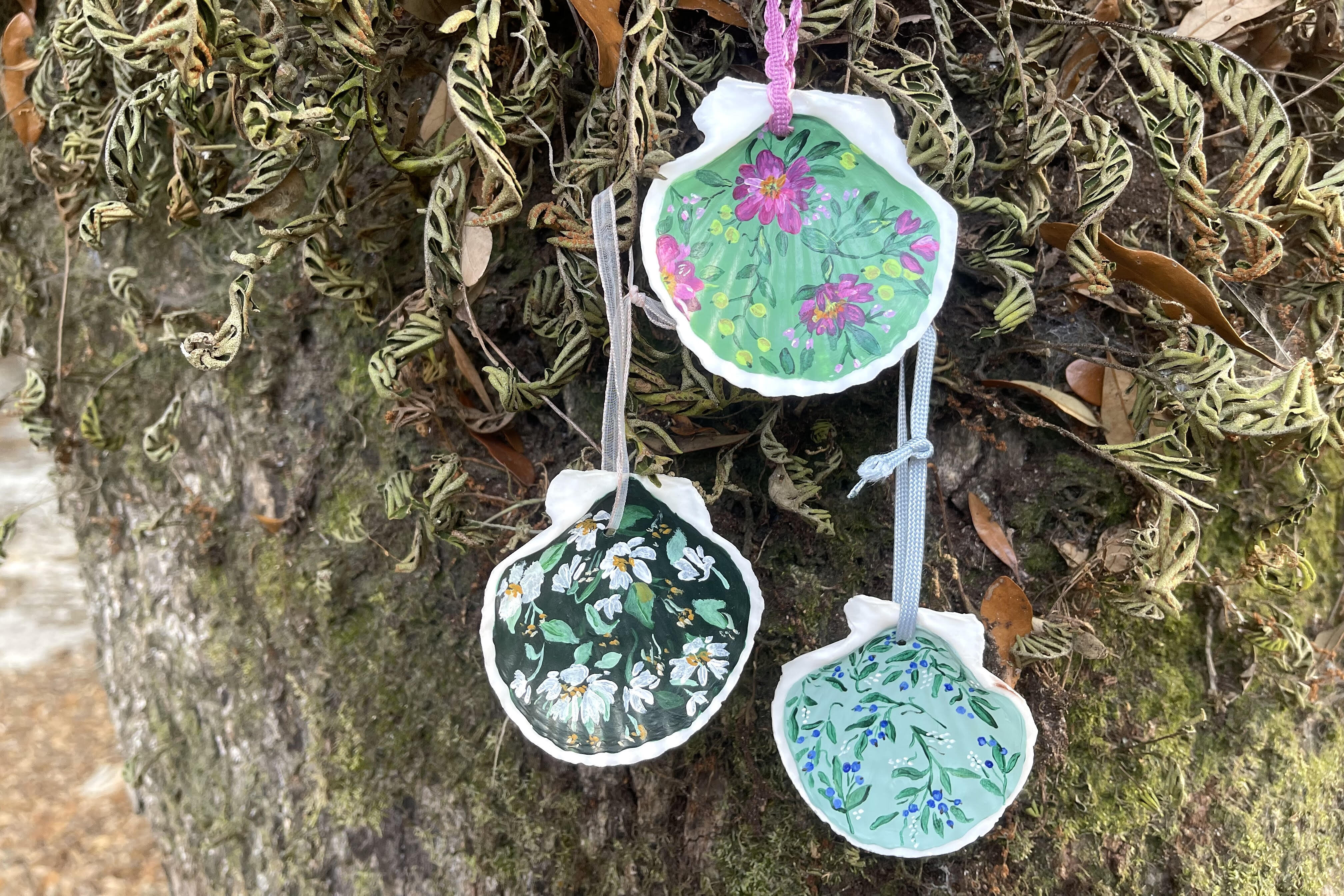 Kiawah Island Golf Resort - Family Craft: Shell Painting